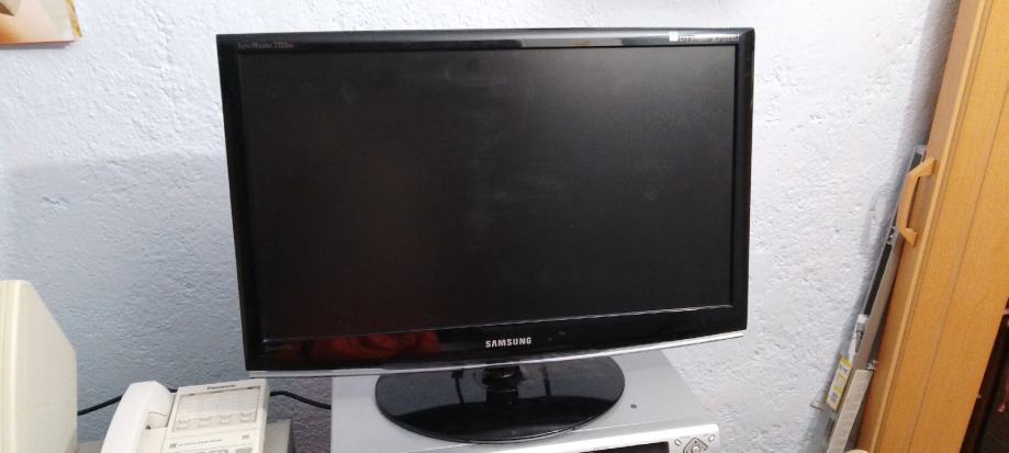 Samsung SyncMaster 2333HD LCD monitor za kompjuter