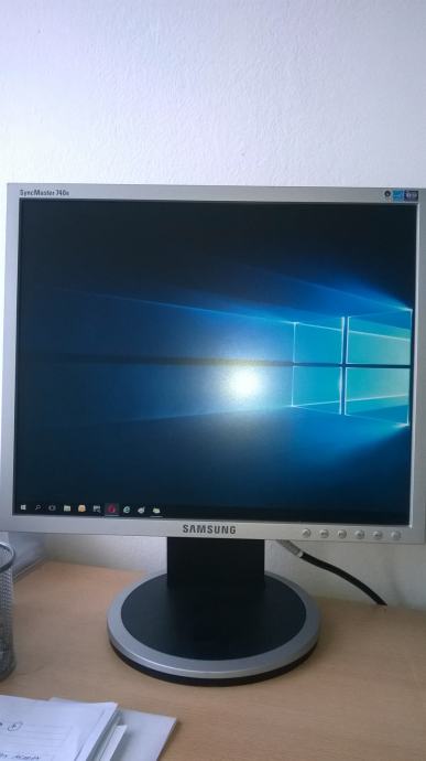 SAMSUNG SyncMaster 740b 17 Potpuno isprvan