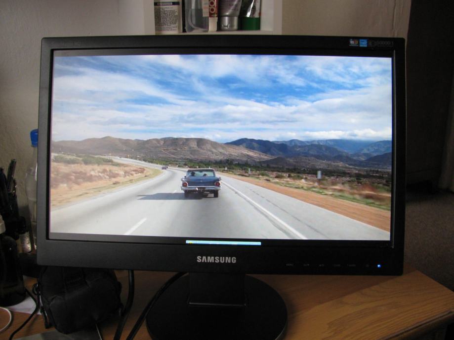 Samsung SyncMaster 943 19 inča lcd monitor