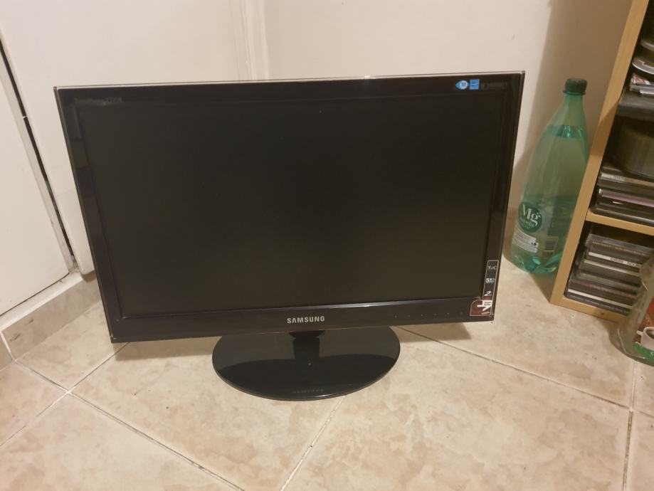 Samsung SyncMaster P2250 LCD FullHD Monitor - 300kn