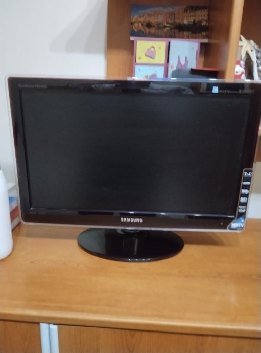 Samsung SyncMaster P2250 - LCD monitor - 22 Widescreen FullHD