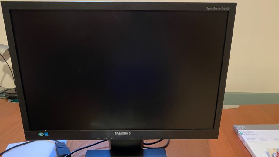 Samsung SyncMaster SA450 24 Widescreen LED LCD Monitor