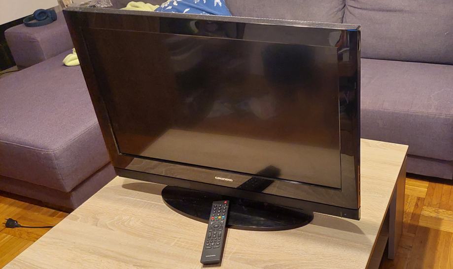 Grundig LCD 32