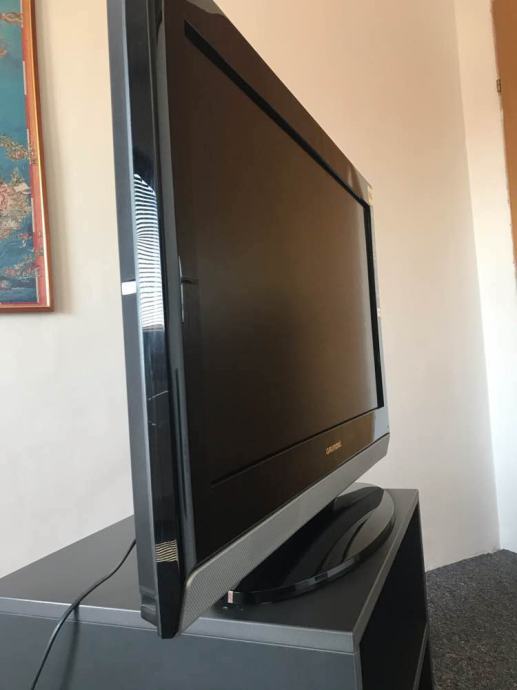Grundig LCD TV 32 Ko Nov