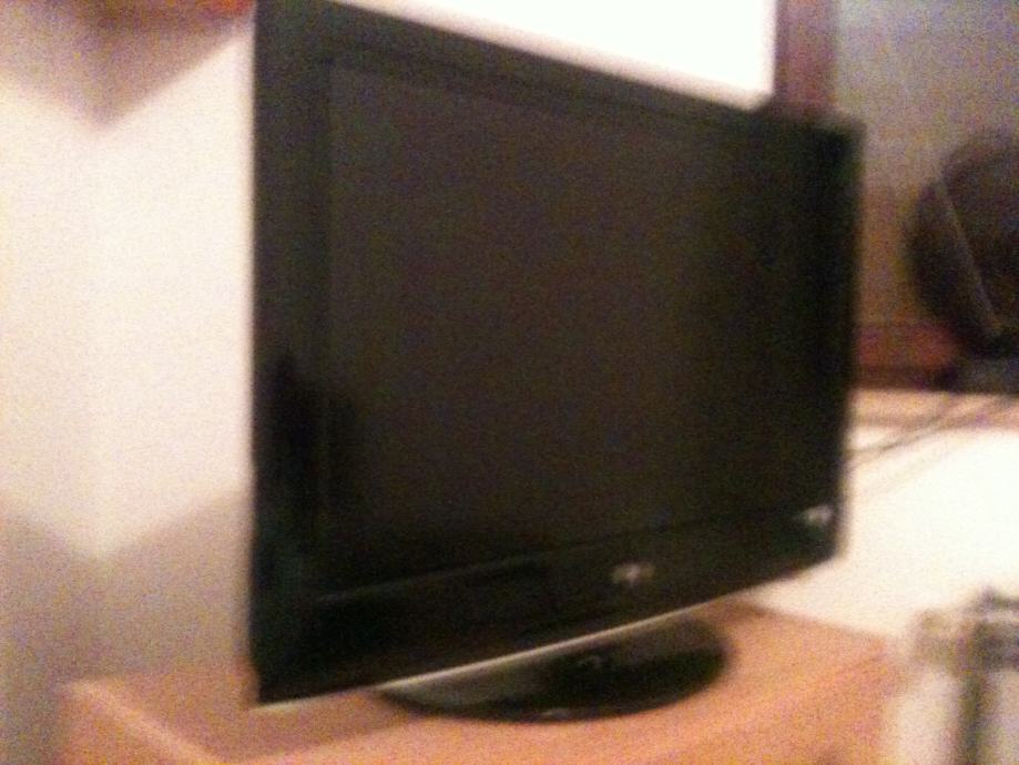 LCD LG 32LH3000 82cm FULL HD 1920x1080 Pixela, DVB-T, MPG4