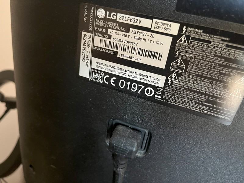 LCD SMART TV LG 32LF632V