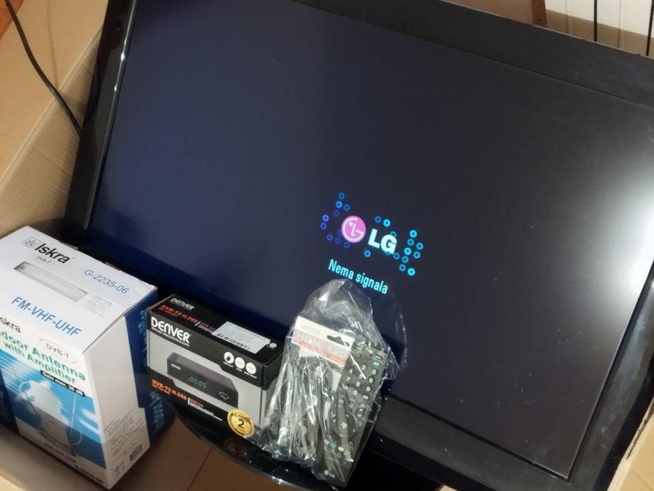LCD TV LG - 32LD320 80cm DVB-T + gratis...