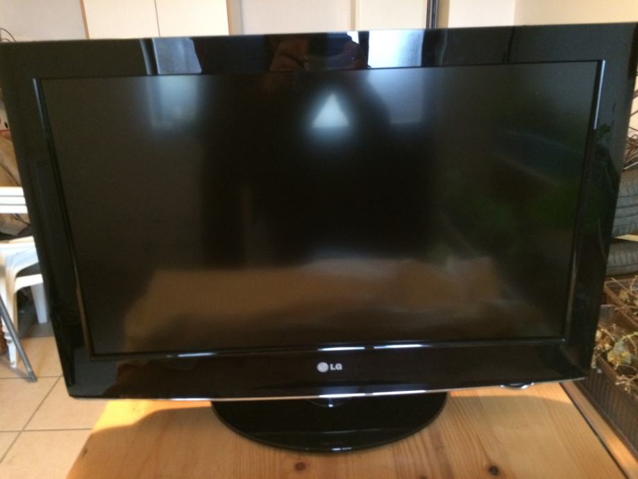 LCD TV LG 32LH3000, 82 cm