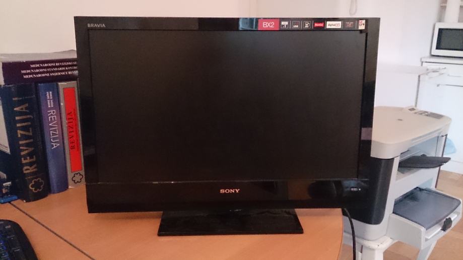LCD TV - Sony Bravia 22 (55cm)