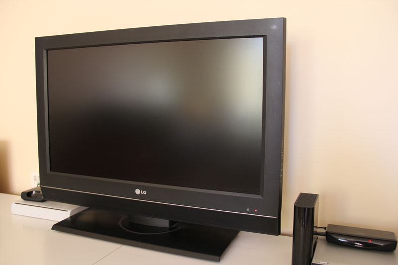 LG 32LC51 + INFINITY 8030 HD USB PVR