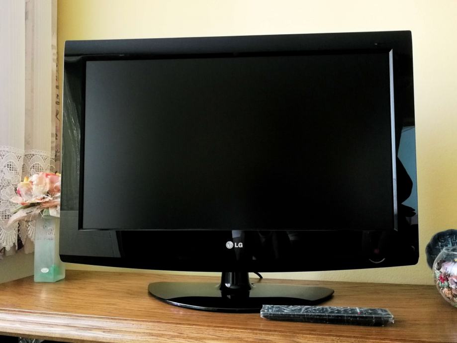 LG 32LG3000 - LCD televizor u odličnom stanju!