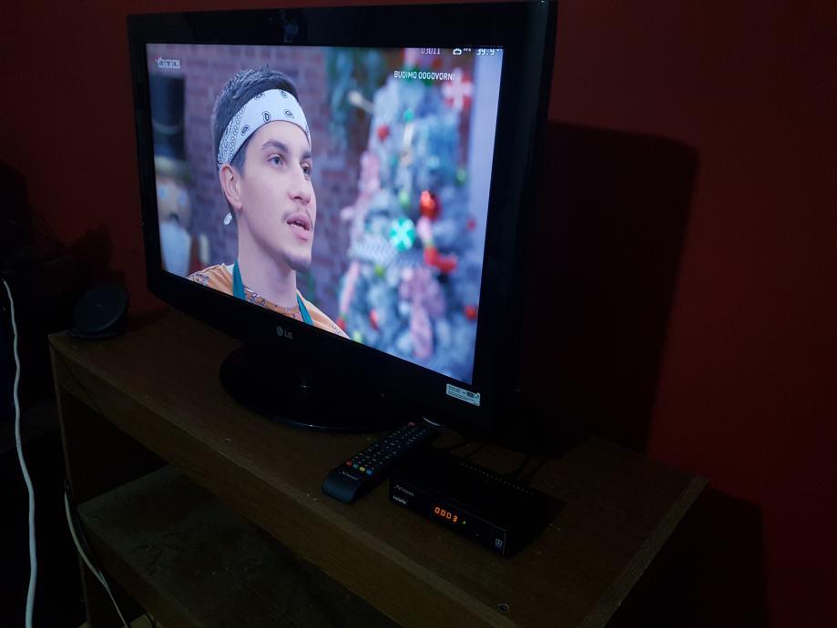 LG 32LH2000 82 cm, HD + DVB-T2