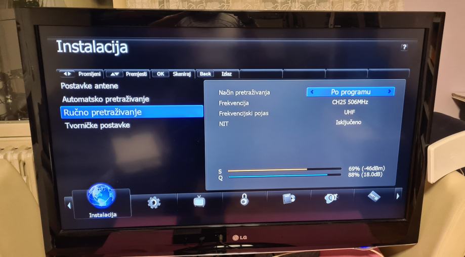 LG 42LH3000 + EvoTV digitalni prijemnik + aktivna sobna antena