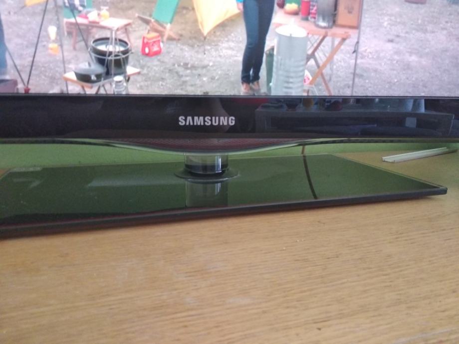 Samsung Lcd 37 inća...Top stanje 1000KN