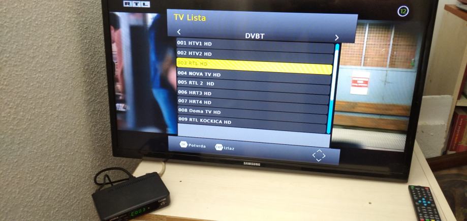 Samsung LCD TV UE32EH4003W