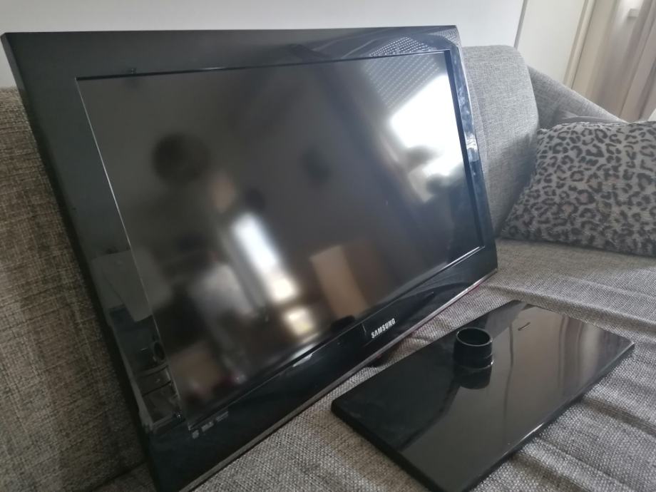 SAMSUNG TV LE32B530P7W