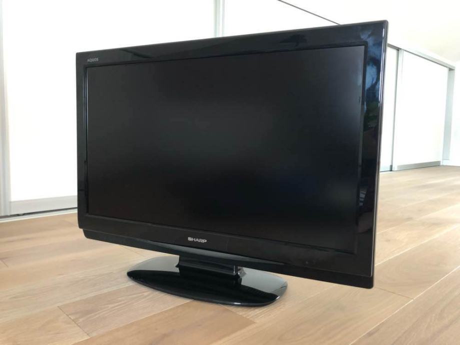 Sharp LCD 32”
