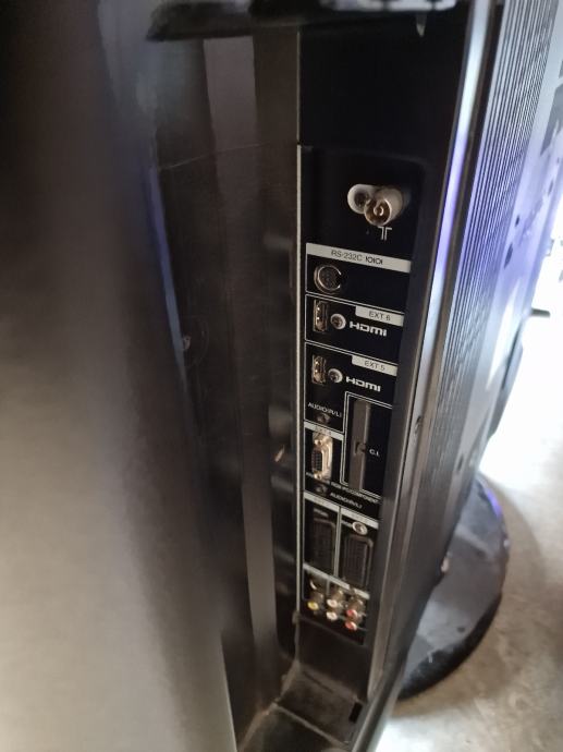 Sharp TV model lc42rd2e