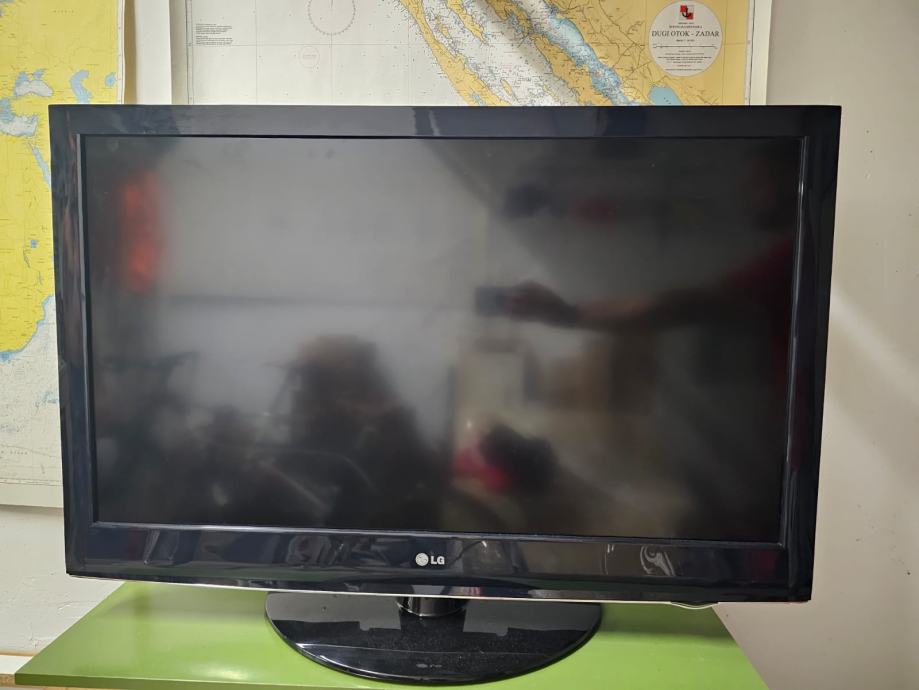 Televizor LG 42LD420 42 FHD LCD TV