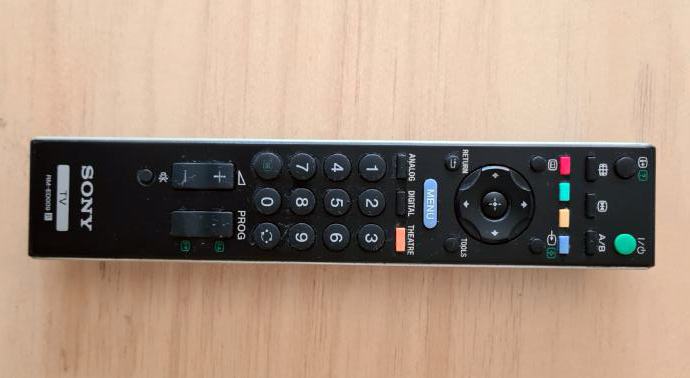 TV Sony Bravia LCD KDL-32S3000 80cm