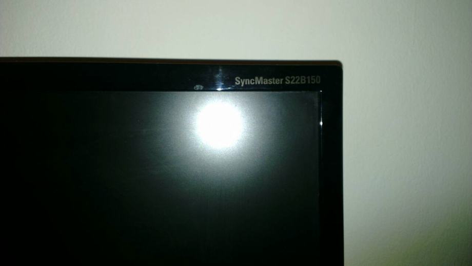 21.5 SyncMaster SAMSUNG LED Monitor S22B150