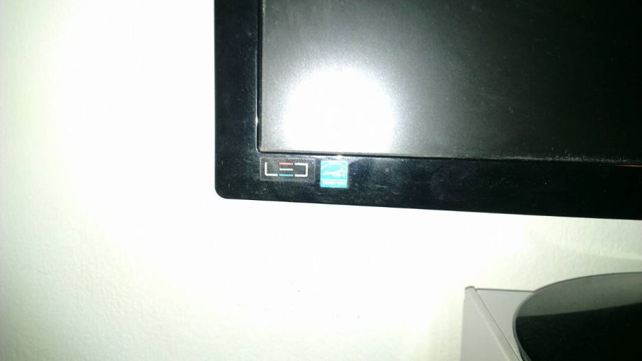 21.5 SyncMaster SAMSUNG LED Monitor S22B150