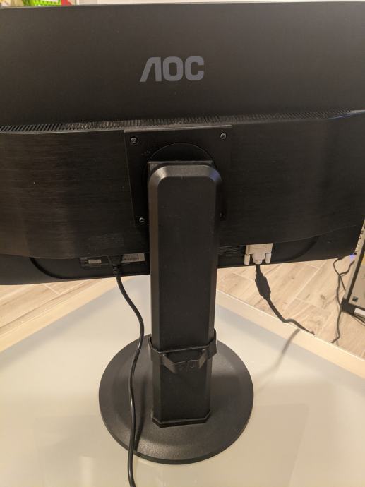 AOC E2460P monitor 24