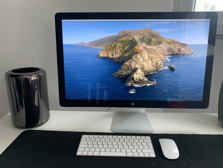 Apple Thunderbolt display 27