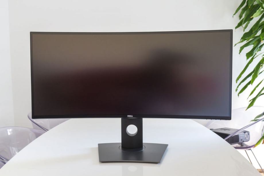 Dell Ultrawide 34 curved - U3417W zakrivljeni monitor