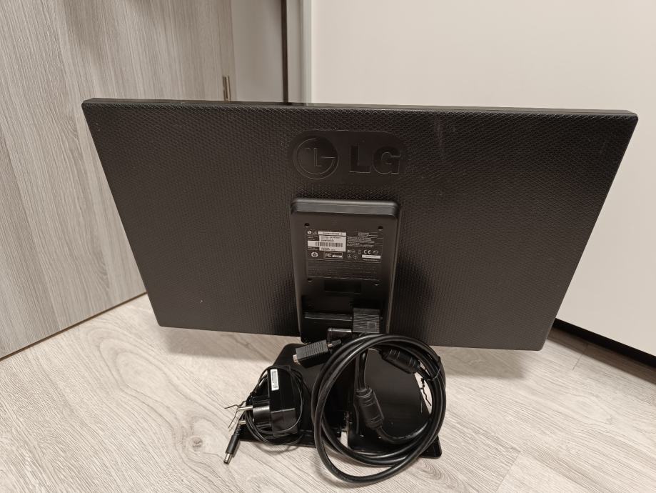 Full HD LED monitor LG 22EN33 22