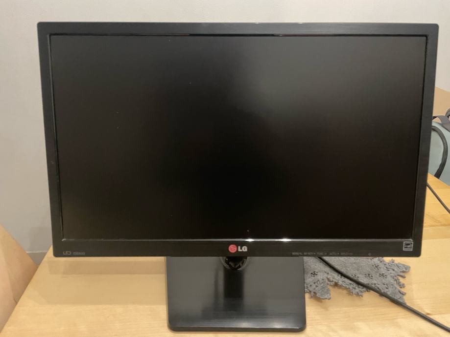 LG 21” Full hd led