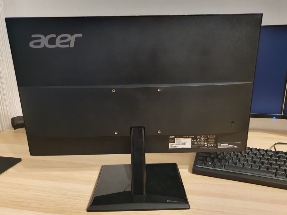Monitor Acer EK241Y LED Monitor 3 kom. 150€