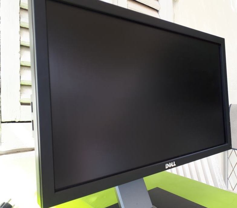 MONITOR DELL P2211HT 22 LED FULL HD