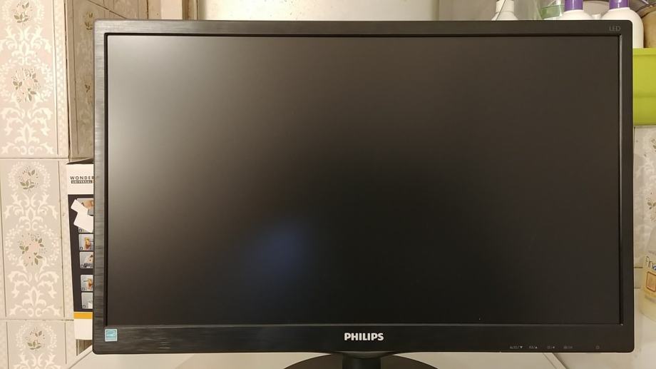 NOVI Monitor LED Philips 223v5 FULL HDL.