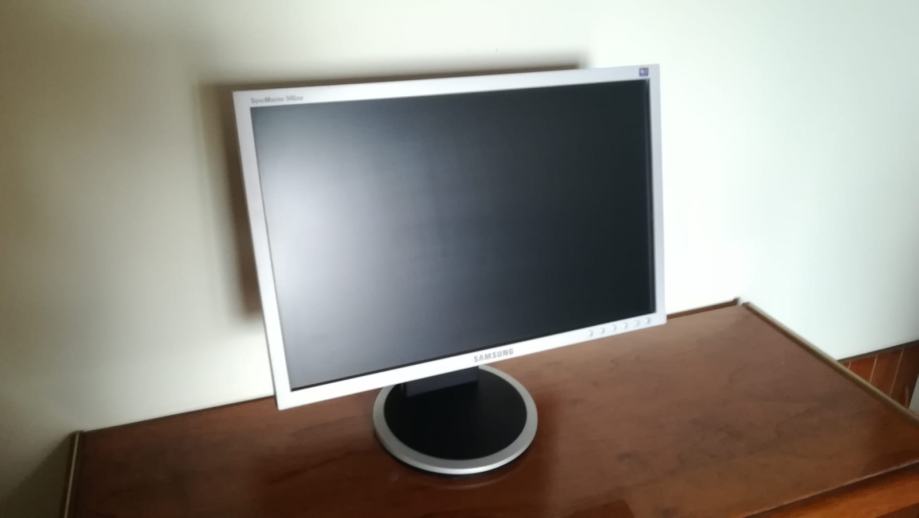 Monitor Samsung SyncMaster 940BW 19