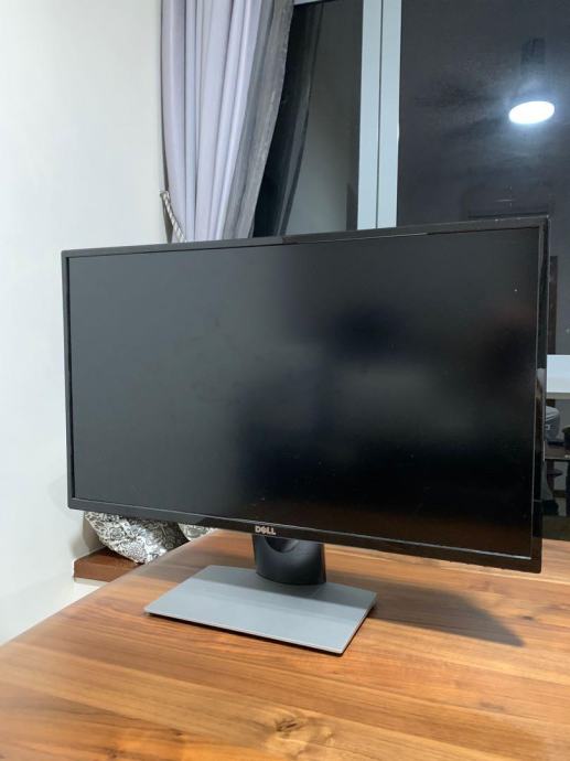 Odličan gaming monitor DELL monitor SE2717H ispod cijene