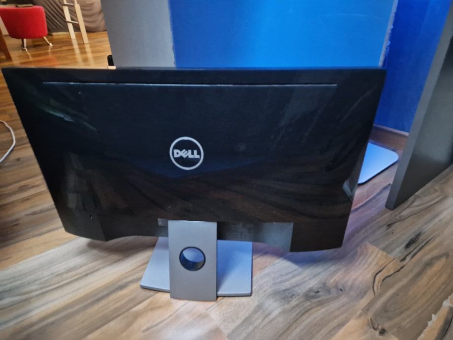 Prodajem Monitor Dell SE2717H/HX
