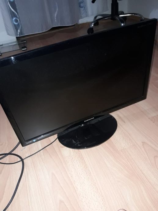 Samsung monitor 60cm