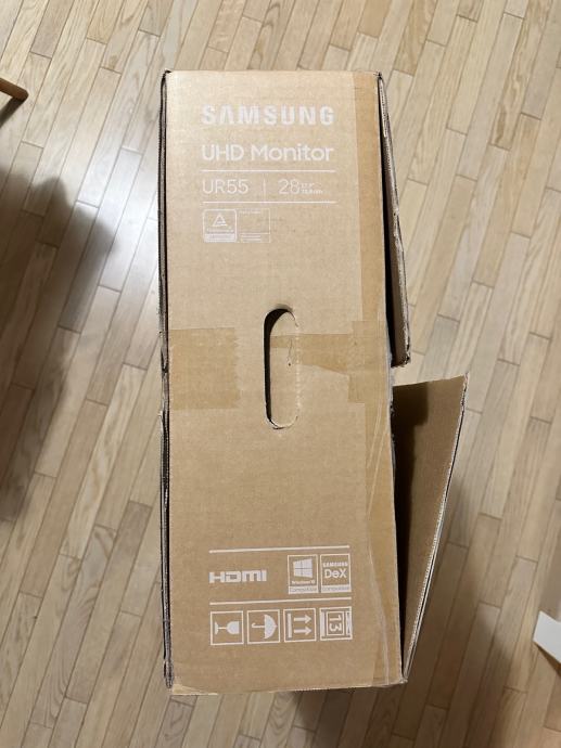 Samsung UR55 28” 4K UHD monitor
