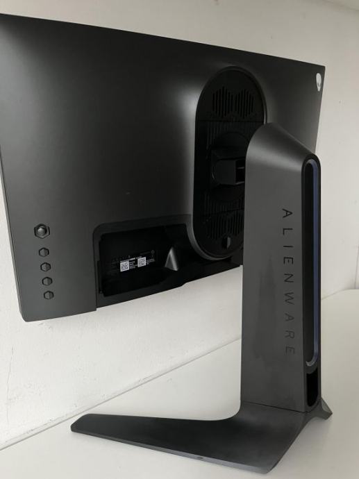 Vrhunski gaming monitor Alienware AW2521HF 25 240Hz