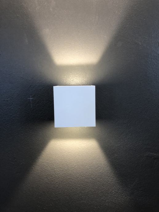 VANJSKA ZIDNA RASVJETA