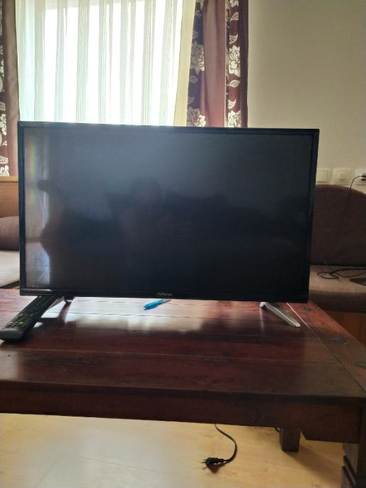 led TV strong 32 incha