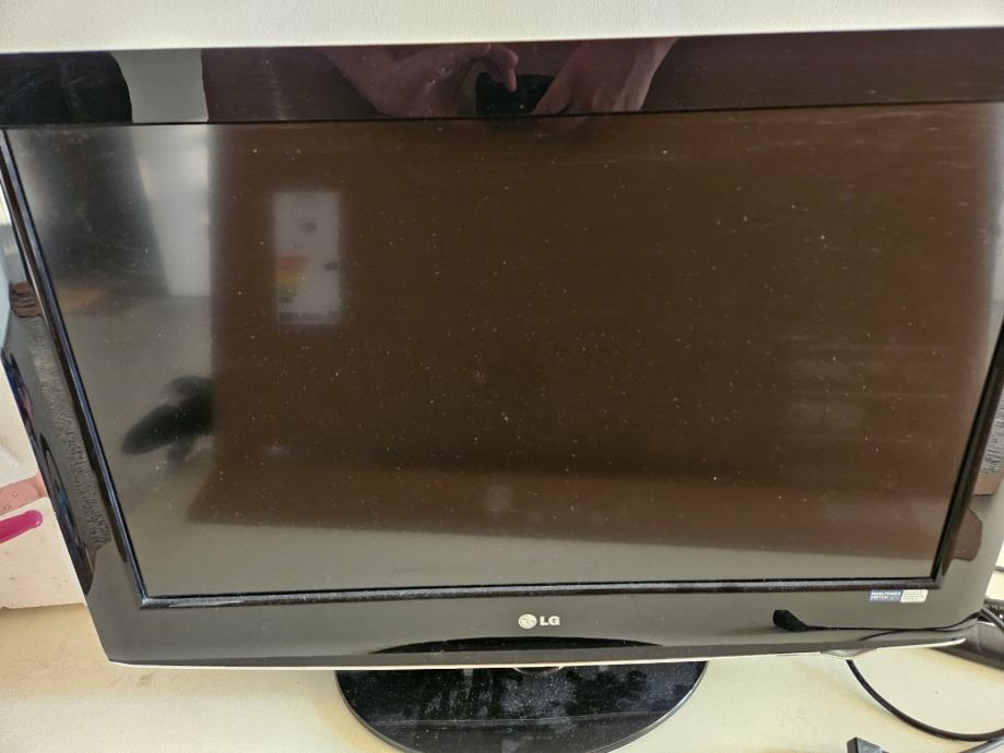 LG TV 82 cm, u dobrom stanju