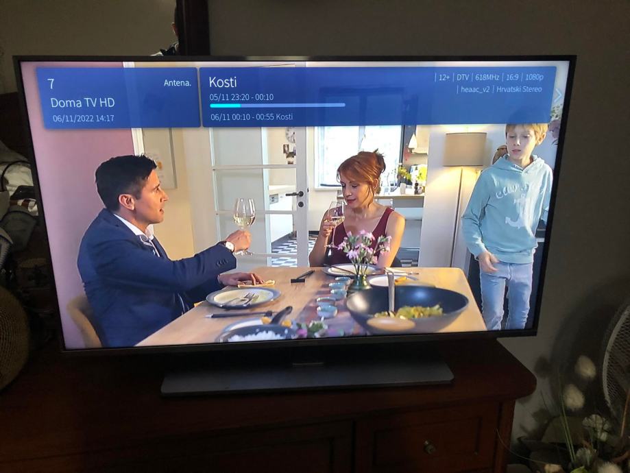 Smart televizor HISENSE 4K 42