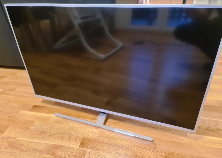 Philips Smart Tv 43 (110cm) Ambilight 43PUS8545/12