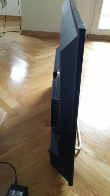 Sony Bravia KDL-40W605B LED(ekran razbijen)