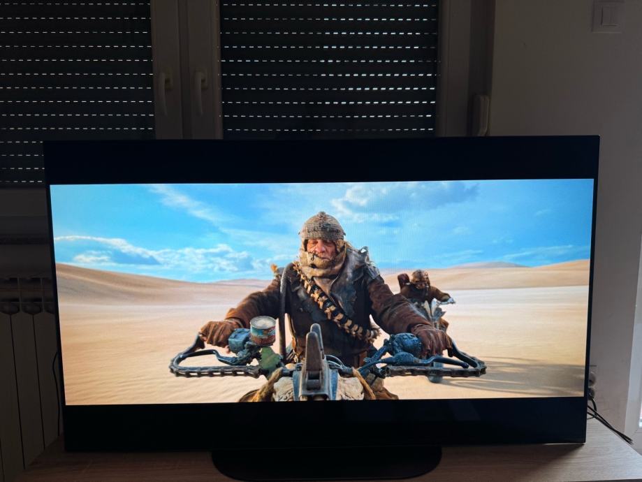 Sony Master Series KE-48A9 OLED TV (pod garancijom do studenog 2026.)