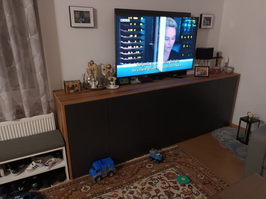 tv Philips razbijen ekran