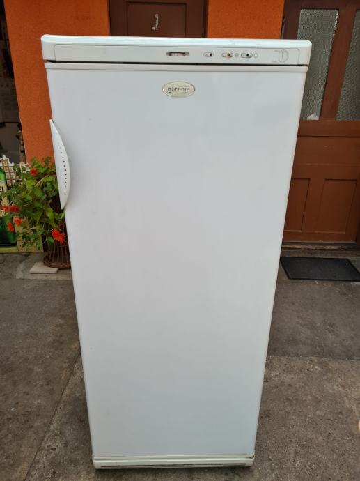 Ledenica (zamrzivač) Gorenje vertikalni sa 6 ladica