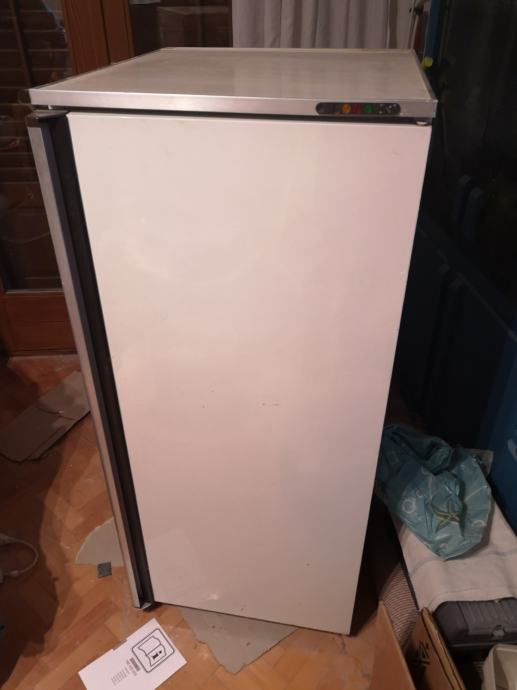 Poklanajam besplatno OBODIN frižider ledenica, ZADAR